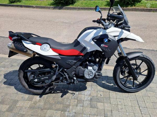 BMW G 650GS 2015 in Kaunas, with an engine capacity of 0.65 L and mileage of 12 thousand km for 3450 €, photo 4 on AUTOMOTO.COM.LV