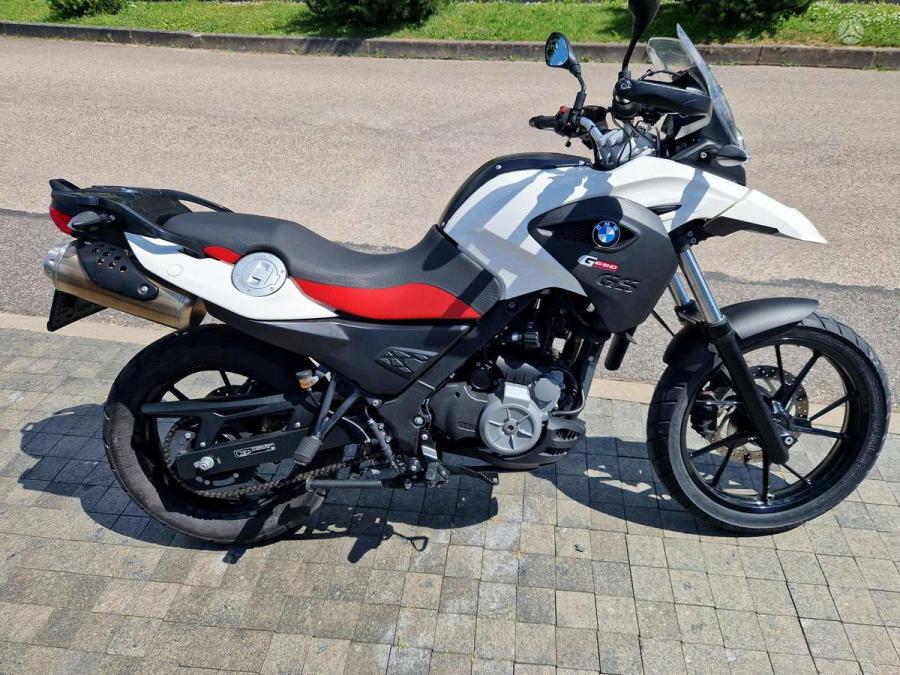 BMW G 650GS 2015 in Kaunas, with an engine capacity of 0.65 L and mileage of 12 thousand km for 3450 €, photo 5 on AUTOMOTO.COM.LV