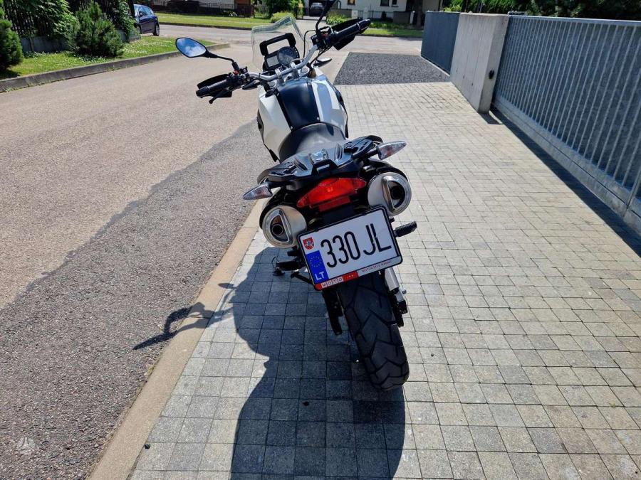 BMW G 650GS 2015 in Kaunas, with an engine capacity of 0.65 L and mileage of 12 thousand km for 3450 €, photo 7 on AUTOMOTO.COM.LV