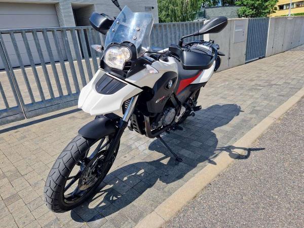 BMW G 650GS 2015 in Kaunas, with an engine capacity of 0.65 L and mileage of 12 thousand km for 3450 €, photo 9 on AUTOMOTO.COM.LV
