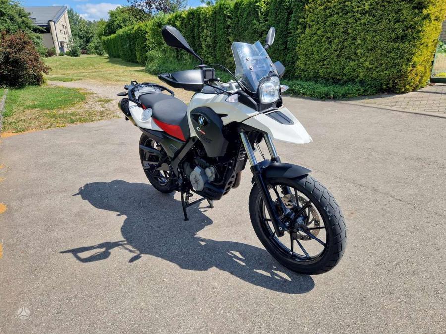 BMW G 650GS 2015 in Kaunas, with an engine capacity of 0.65 L and mileage of 12 thousand km for 3450 €, photo 12 on AUTOMOTO.COM.LV
