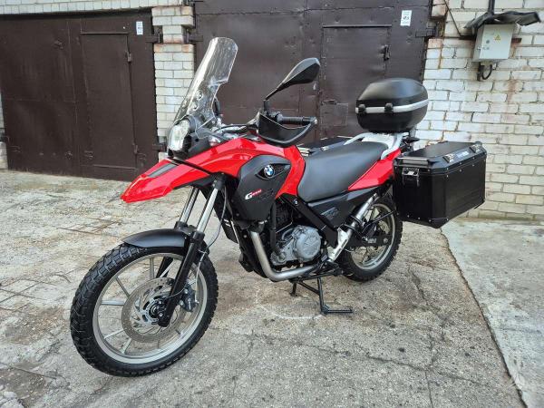 Red BMW G 650GS 2011 in Alytus, with an engine capacity of 0.65 L and mileage of 23 thousand km for 3650 €, photo 1 on AUTOMOTO.COM.LV