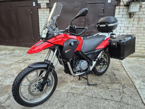 Red BMW G 650GS 2011 in Alytus, with an engine capacity of 0.65 L and mileage of 23 thousand km for 3650 €, photo 2 on AUTOMOTO.COM.LV