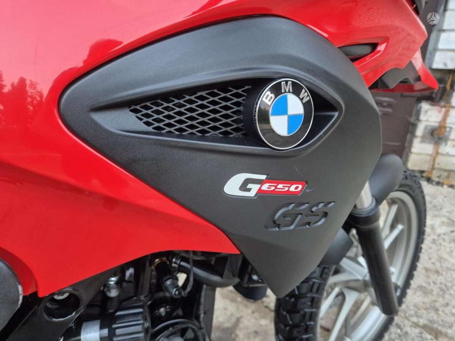 Red BMW G 650GS 2011 in Alytus, with an engine capacity of 0.65 L and mileage of 23 thousand km for 3650 €, photo 15 on AUTOMOTO.COM.LV