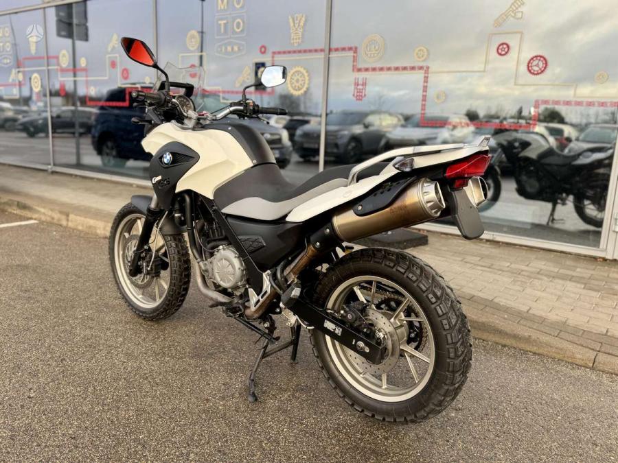 White BMW G 650GS 2012 in Vilnius, with an engine capacity of 0.65 L and mileage of 39 thousand km for 3299 €, photo 11 on AUTOMOTO.COM.LV