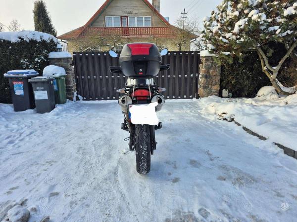 White BMW G 650GS 2015 in Kedainiai, with an engine capacity of 0.65 L and mileage of 11 thousand km for 4000 €, photo 2 on AUTOMOTO.COM.LV