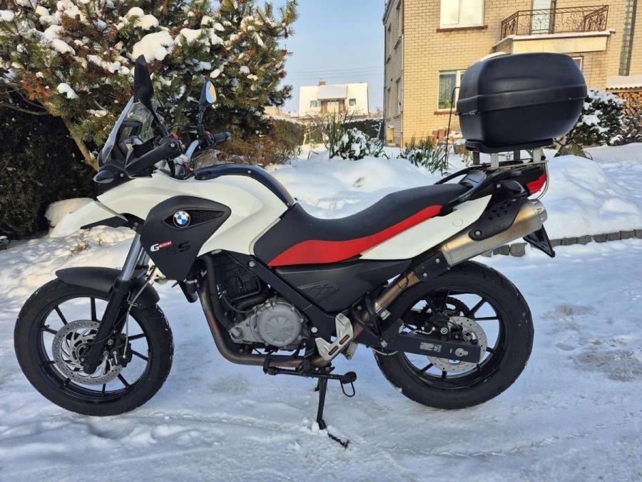 White BMW G 650GS 2015 in Kedainiai, with an engine capacity of 0.65 L and mileage of 11 thousand km for 4000 €, photo 5 on AUTOMOTO.COM.LV