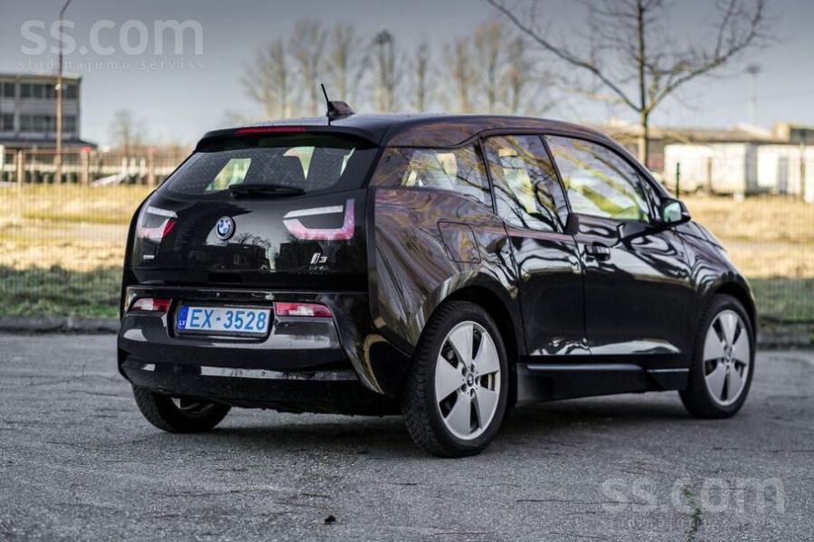 Black BMW I3 2015 in Riga, with an engine capacity of 0.00 L and mileage of 0 thousand km for 10200 €, photo 4 on AUTOMOTO.COM.LV
