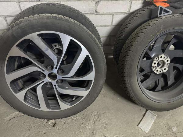 БМВ И3 2015 в Вильнюс на AUTOMOTO.COM.LV Черный БМВ И3 2015 в Вильнюс, объемом двигателя 0.70 л и пробегом 104 тыс. км за 13500 €, фото 5 на AUTOMOTO.COM.LV
