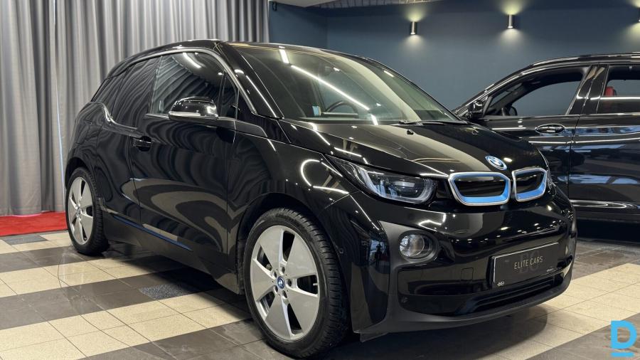 Black BMW I3 2016 in Marupe, with an engine capacity of 0.00 L and mileage of 129 thousand km for 9990 €, photo 3 on AUTOMOTO.COM.LV