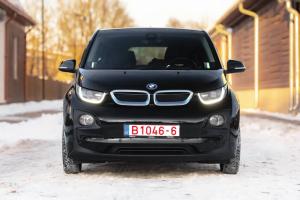 Melns BMW I3 2017 Jelgava, ar dzinēja tilpumu 0.00 L un nobraukumu 52 tūkst. km par 13900 €, foto 4 vietnē AUTOMOTO.COM.LV