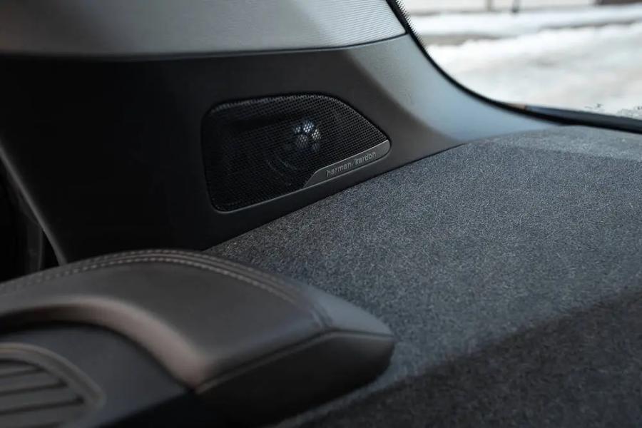 Melns BMW I3 2017 Jelgava, ar dzinēja tilpumu 0.00 L un nobraukumu 52 tūkst. km par 13900 €, foto 22 vietnē AUTOMOTO.COM.LV