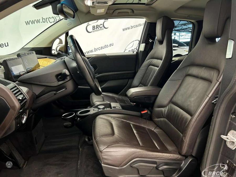 Black BMW I3 2017 in Vilnius, with an engine capacity of 0.00 L and mileage of 152 thousand km for 10500 €, photo 6 on AUTOMOTO.COM.LV