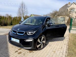Melns BMW I3 2017 Rīga, ar dzinēja tilpumu 0.10 L un nobraukumu 79 tūkst. km par 13400 €, foto 4 vietnē AUTOMOTO.COM.LV
