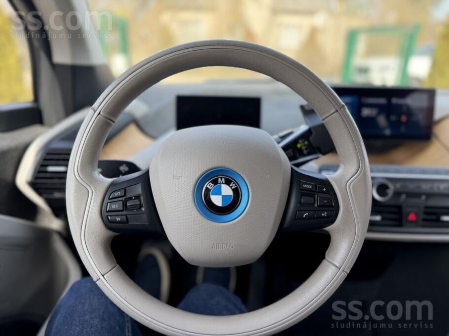 Melns BMW I3 2017 Rīga, ar dzinēja tilpumu 0.10 L un nobraukumu 79 tūkst. km par 13400 €, foto 6 vietnē AUTOMOTO.COM.LV
