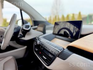 Melns BMW I3 2017 Rīga, ar dzinēja tilpumu 0.10 L un nobraukumu 79 tūkst. km par 13400 €, foto 7 vietnē AUTOMOTO.COM.LV