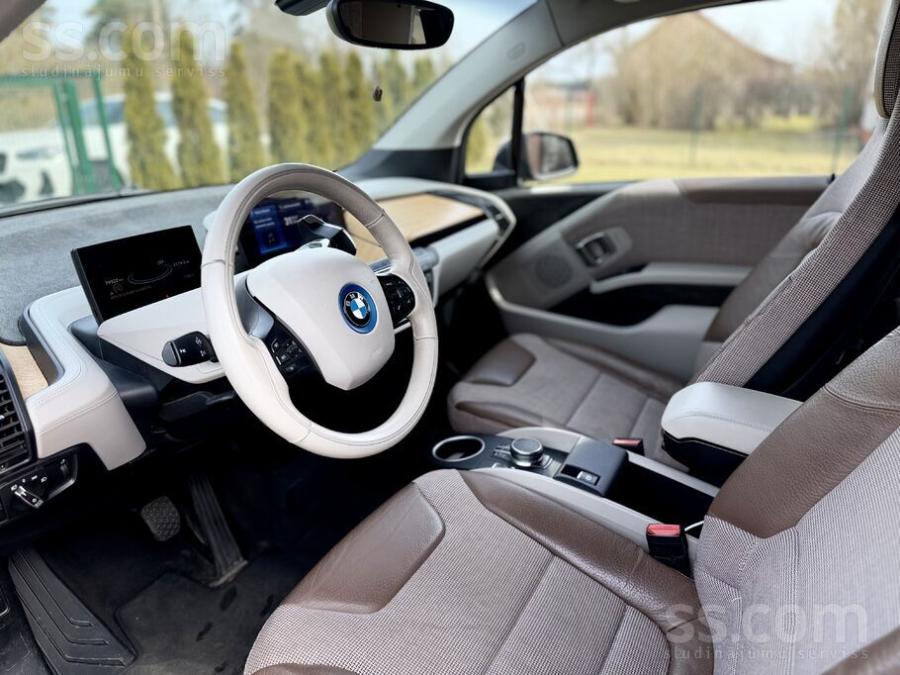 Melns BMW I3 2017 Rīga, ar dzinēja tilpumu 0.10 L un nobraukumu 79 tūkst. km par 13400 €, foto 10 vietnē AUTOMOTO.COM.LV