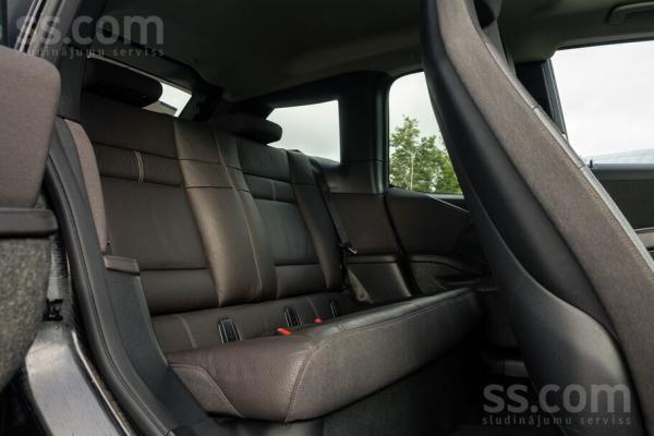 Melns BMW I3 2017 Jelgava, ar dzinēja tilpumu 0.00 L un nobraukumu 92 tūkst. km par 14100 €, foto 8 vietnē AUTOMOTO.COM.LV