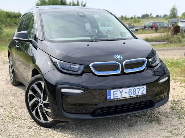 Melns BMW I3 2018 Rīga, ar dzinēja tilpumu 0.00 L un nobraukumu 98 tūkst. km par 13995 €, foto 1 vietnē AUTOMOTO.COM.LV