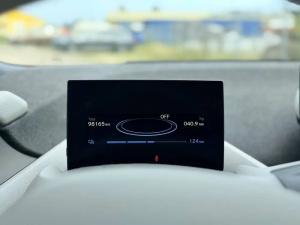 Black BMW I3 2018 in Riga, with an engine capacity of 0.00 L and mileage of 98 thousand km for 13995 €, photo 13 on AUTOMOTO.COM.LV