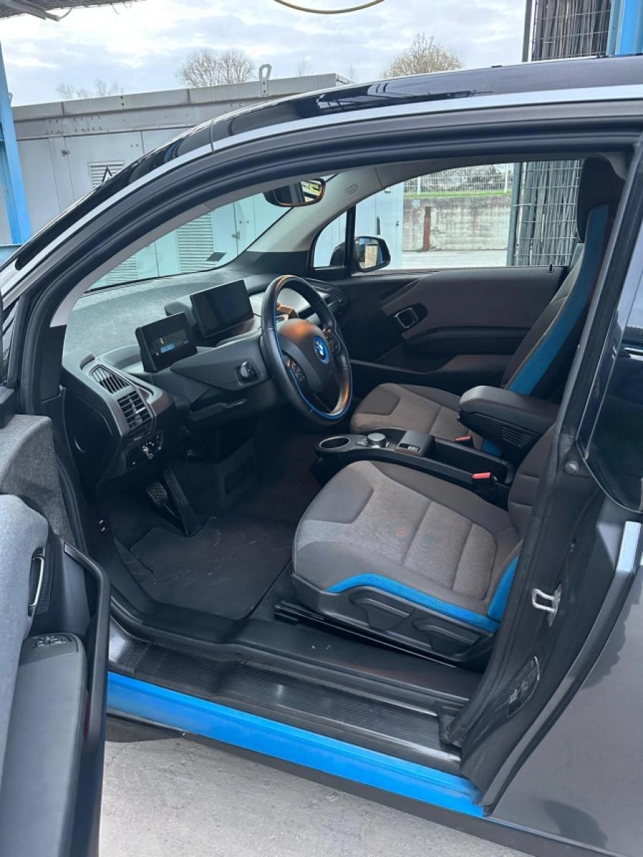 Melns BMW I3 2019 Rīga, ar dzinēja tilpumu 0.00 L un nobraukumu 75 tūkst. km par 17000 €, foto 11 vietnē AUTOMOTO.COM.LV