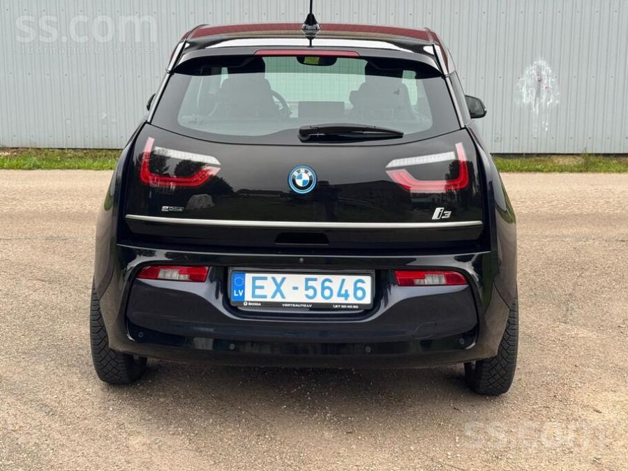 Black BMW I3 2019 in Riga, with an engine capacity of 0.00 L and mileage of 76 thousand km for 17590 €, photo 4 on AUTOMOTO.COM.LV
