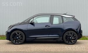 Black BMW I3 2019 in Riga, with an engine capacity of 0.00 L and mileage of 76 thousand km for 17590 €, photo 5 on AUTOMOTO.COM.LV