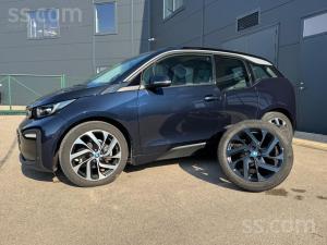 Black BMW I3 2019 in Riga, with an engine capacity of 0.00 L and mileage of 76 thousand km for 17590 €, photo 8 on AUTOMOTO.COM.LV