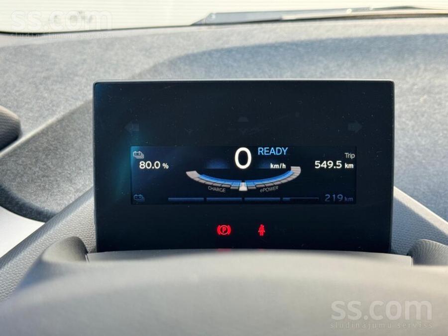Black BMW I3 2019 in Riga, with an engine capacity of 0.00 L and mileage of 76 thousand km for 17590 €, photo 11 on AUTOMOTO.COM.LV