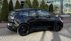 Melns BMW I3 2020 Rīga, ar dzinēja tilpumu 0.00 L un nobraukumu 40 tūkst. km par 18400 €, foto 3 vietnē AUTOMOTO.COM.LV