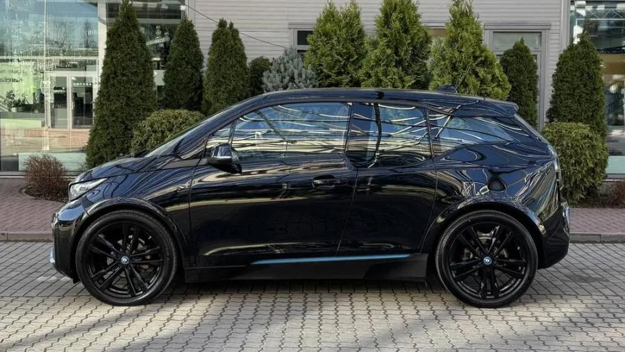 Melns BMW I3 2020 Rīga, ar dzinēja tilpumu 0.00 L un nobraukumu 40 tūkst. km par 18400 €, foto 7 vietnē AUTOMOTO.COM.LV