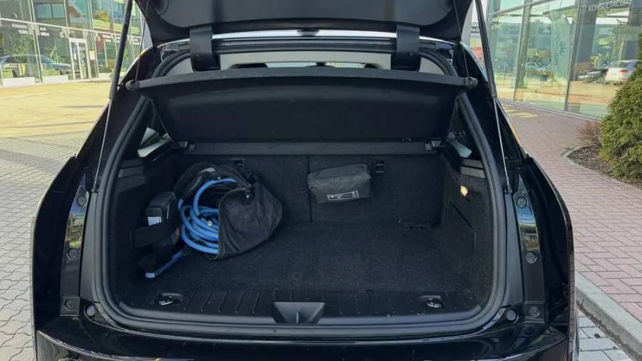 Melns BMW I3 2020 Rīga, ar dzinēja tilpumu 0.00 L un nobraukumu 40 tūkst. km par 18400 €, foto 10 vietnē AUTOMOTO.COM.LV