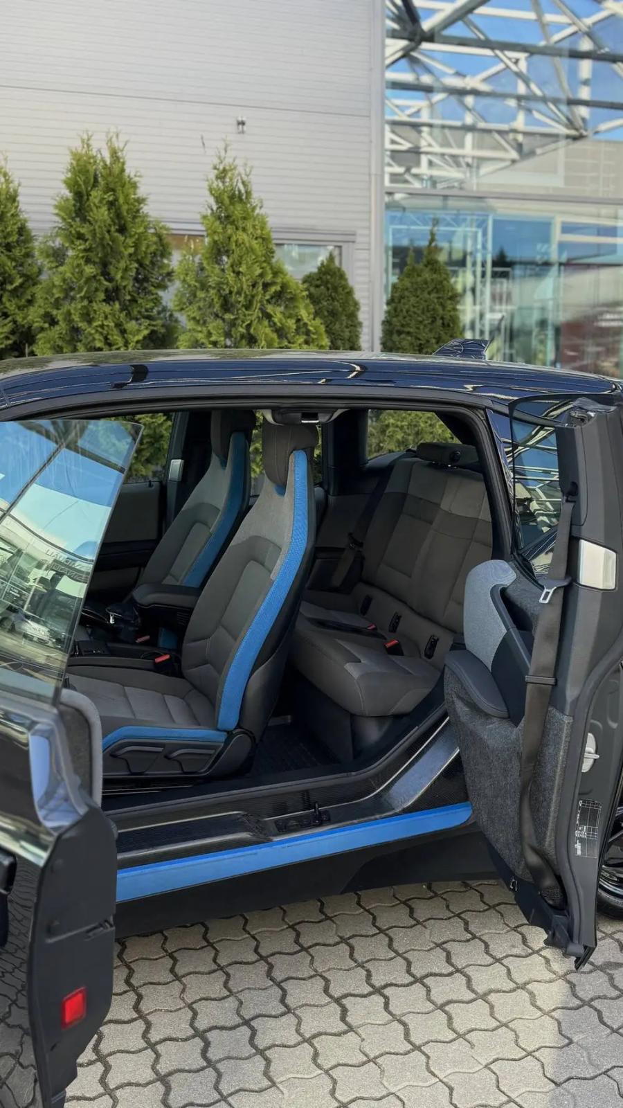 Melns BMW I3 2020 Rīga, ar dzinēja tilpumu 0.00 L un nobraukumu 40 tūkst. km par 18400 €, foto 14 vietnē AUTOMOTO.COM.LV