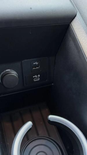 Melns BMW I3 2020 Rīga, ar dzinēja tilpumu 0.00 L un nobraukumu 40 tūkst. km par 18400 €, foto 19 vietnē AUTOMOTO.COM.LV