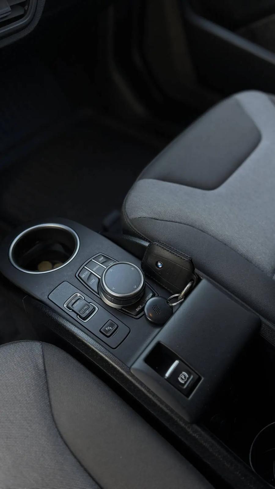 Melns BMW I3 2020 Rīga, ar dzinēja tilpumu 0.00 L un nobraukumu 40 tūkst. km par 18400 €, foto 20 vietnē AUTOMOTO.COM.LV