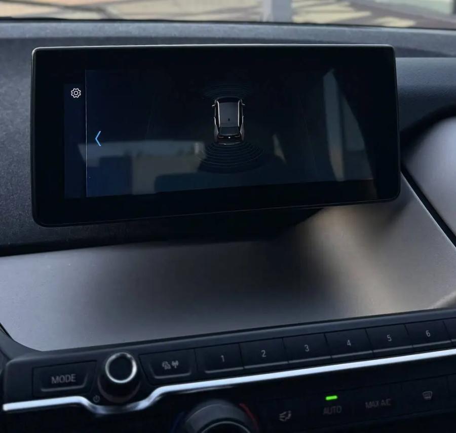 Melns BMW I3 2020 Rīga, ar dzinēja tilpumu 0.00 L un nobraukumu 40 tūkst. km par 18400 €, foto 21 vietnē AUTOMOTO.COM.LV