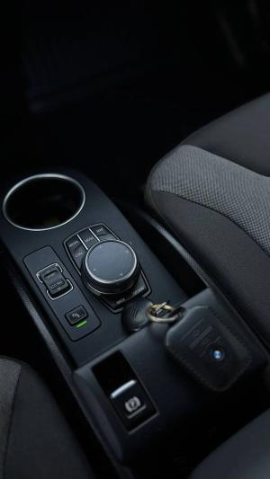 Melns BMW I3 2020 Rīga, ar dzinēja tilpumu 0.00 L un nobraukumu 40 tūkst. km par 18400 €, foto 23 vietnē AUTOMOTO.COM.LV