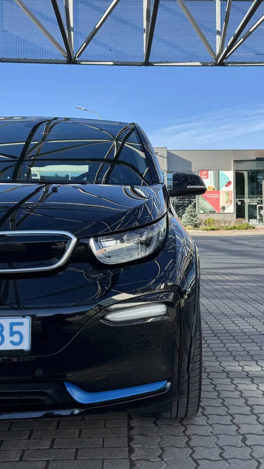 Melns BMW I3 2020 Rīga, ar dzinēja tilpumu 0.00 L un nobraukumu 40 tūkst. km par 18400 €, foto 29 vietnē AUTOMOTO.COM.LV