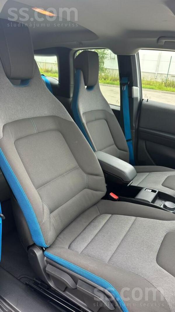 Black BMW I3 2020 in Riga, with an engine capacity of 0.00 L and mileage of 64 thousand km for 16950 €, photo 9 on AUTOMOTO.COM.LV