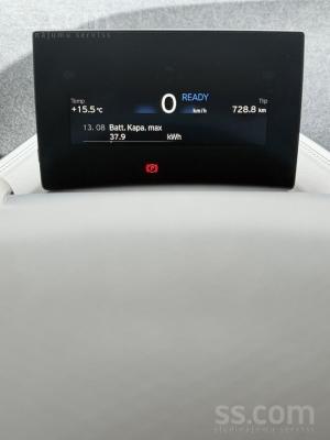 Black BMW I3 2021 in Riga, with an engine capacity of 0.00 L and mileage of 100 thousand km for 16000 €, photo 15 on AUTOMOTO.COM.LV