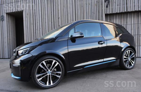 Melns BMW I3 2022 Rīga, ar dzinēja tilpumu 0.00 L un nobraukumu 21 tūkst. km par 19999 €, foto 2 vietnē AUTOMOTO.COM.LV