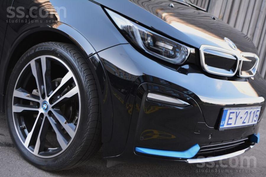 Melns BMW I3 2022 Rīga, ar dzinēja tilpumu 0.00 L un nobraukumu 21 tūkst. km par 19999 €, foto 3 vietnē AUTOMOTO.COM.LV
