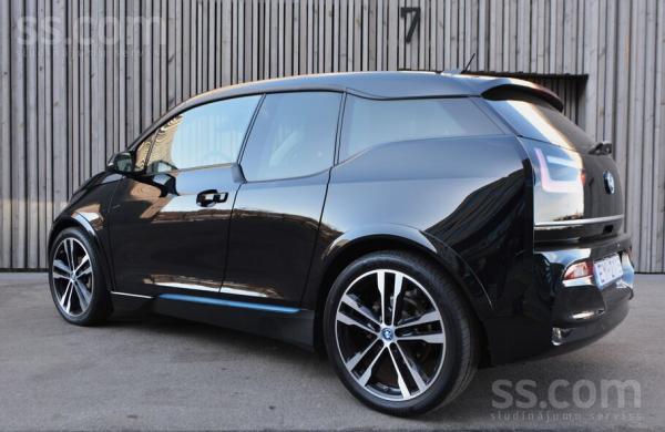 Melns BMW I3 2022 Rīga, ar dzinēja tilpumu 0.00 L un nobraukumu 21 tūkst. km par 19999 €, foto 9 vietnē AUTOMOTO.COM.LV