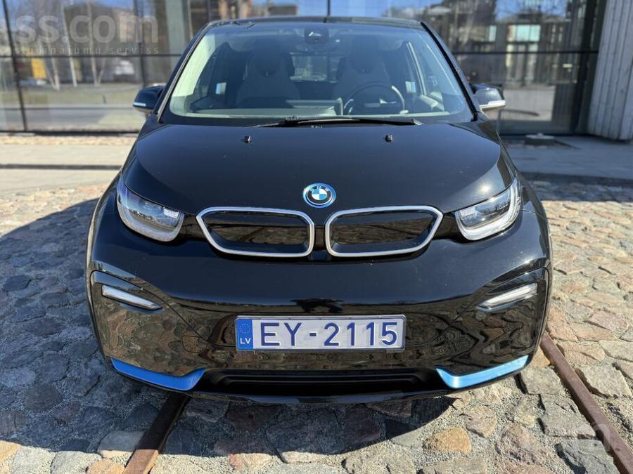 Melns BMW I3 2022 Rīga, ar dzinēja tilpumu 0.00 L un nobraukumu 21 tūkst. km par 19800 €, foto 3 vietnē AUTOMOTO.COM.LV