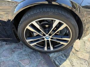 Melns BMW I3 2022 Rīga, ar dzinēja tilpumu 0.00 L un nobraukumu 21 tūkst. km par 19800 €, foto 8 vietnē AUTOMOTO.COM.LV