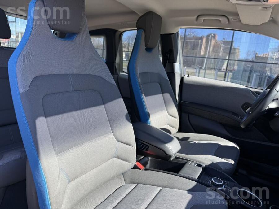 Melns BMW I3 2022 Rīga, ar dzinēja tilpumu 0.00 L un nobraukumu 21 tūkst. km par 19800 €, foto 30 vietnē AUTOMOTO.COM.LV
