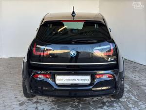Black BMW I3 2022 in Kaunas, with an engine capacity of 0.00 L and mileage of 40 thousand km for 25571 €, photo 3 on AUTOMOTO.COM.LV