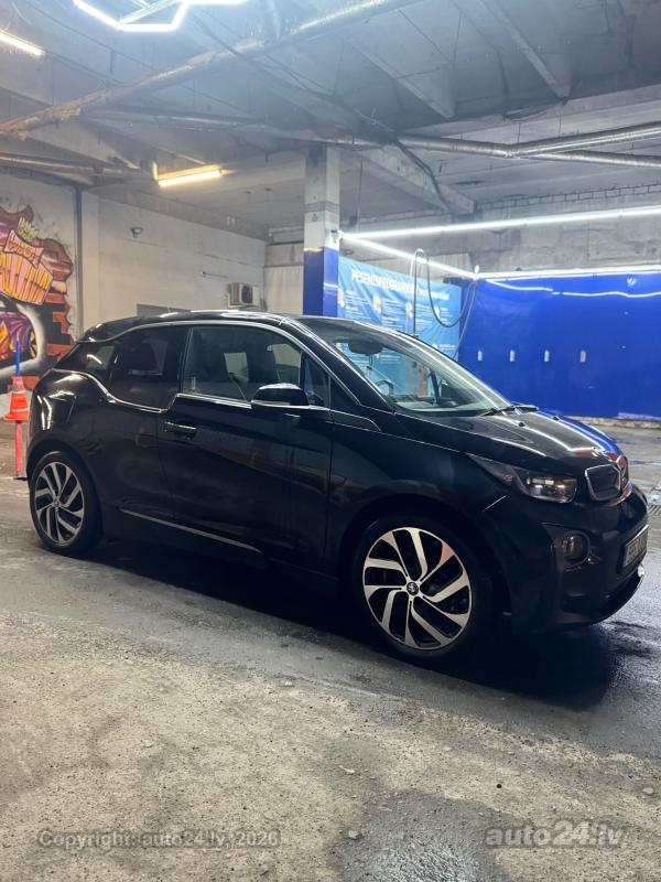 Melns BMW I3 2017 Tallina, ar dzinēja tilpumu 0.00 L un nobraukumu 179 tūkst. km par 10900 €, foto  vietnē AUTOMOTO.COM.LV
