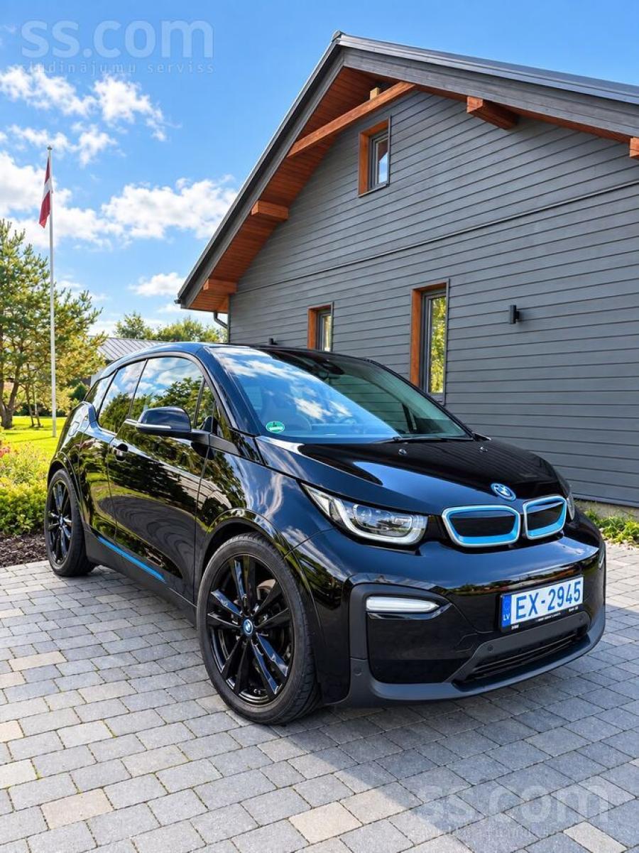 Melns BMW I3 2019 Rīga, ar dzinēja tilpumu 0.00 L un nobraukumu 80 tūkst. km par 16500 €, foto 1 vietnē AUTOMOTO.COM.LV