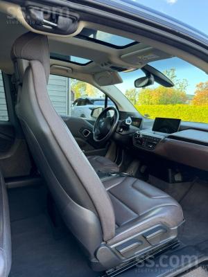Melns BMW I3 2019 Rīga, ar dzinēja tilpumu 0.00 L un nobraukumu 80 tūkst. km par 16500 €, foto 4 vietnē AUTOMOTO.COM.LV